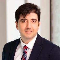 Ali Shirzadeh : Isenberg School of Management : UMass Amherst